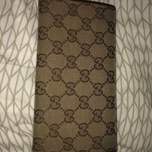 Gucci | Bags | Authentic Gucci Wallet | Poshmark